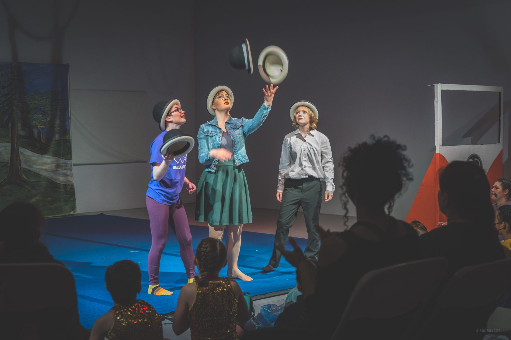 Retold: A Circus Anthology - The School of Acrobatics and New Circus Arts